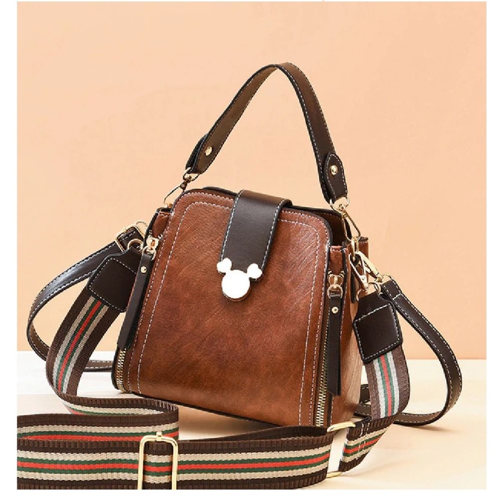 Cartera tipo Morral Marrón de Cuero Pu Marrón | plazaVea - Supermercado