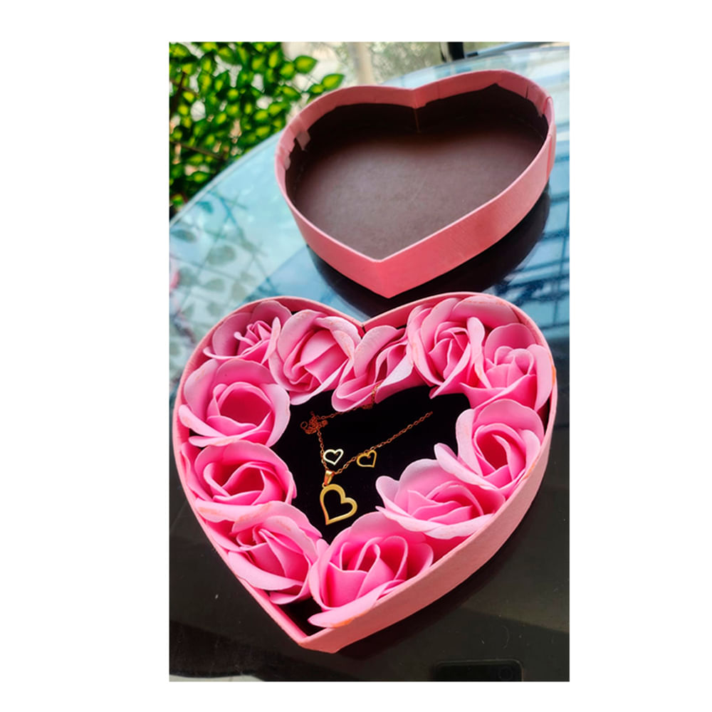 Box Rosas mas Collar y Aretes Caja en Forma de Corazon Rosa Claro ...
