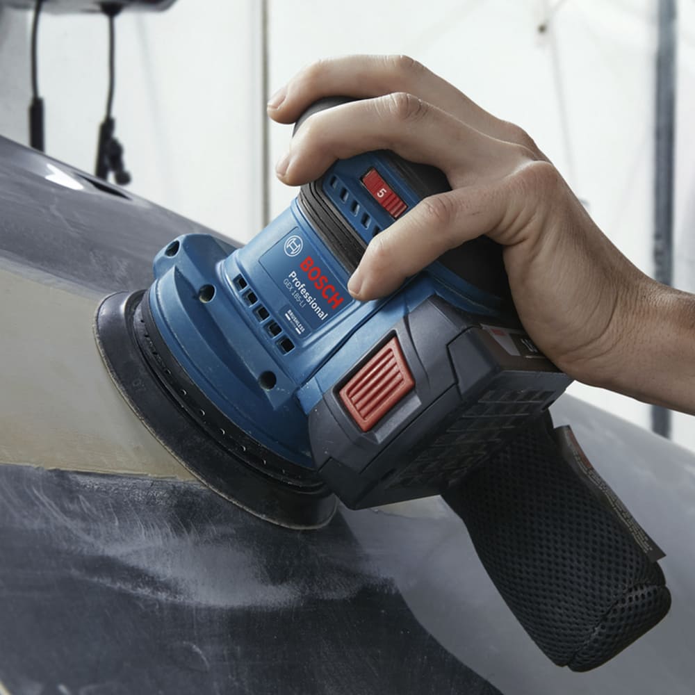 COMBO Lijadora orbital GEX 185-LI Bosch + Llave de impacto GDX 18V-200 Bosch + Cargador Gal 1880 ...